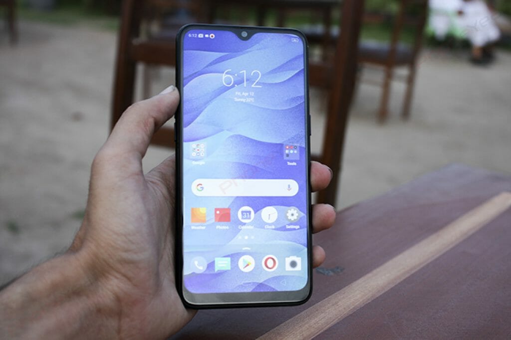 Realme 3 Review: Lost in The Crowd – PhoneYear